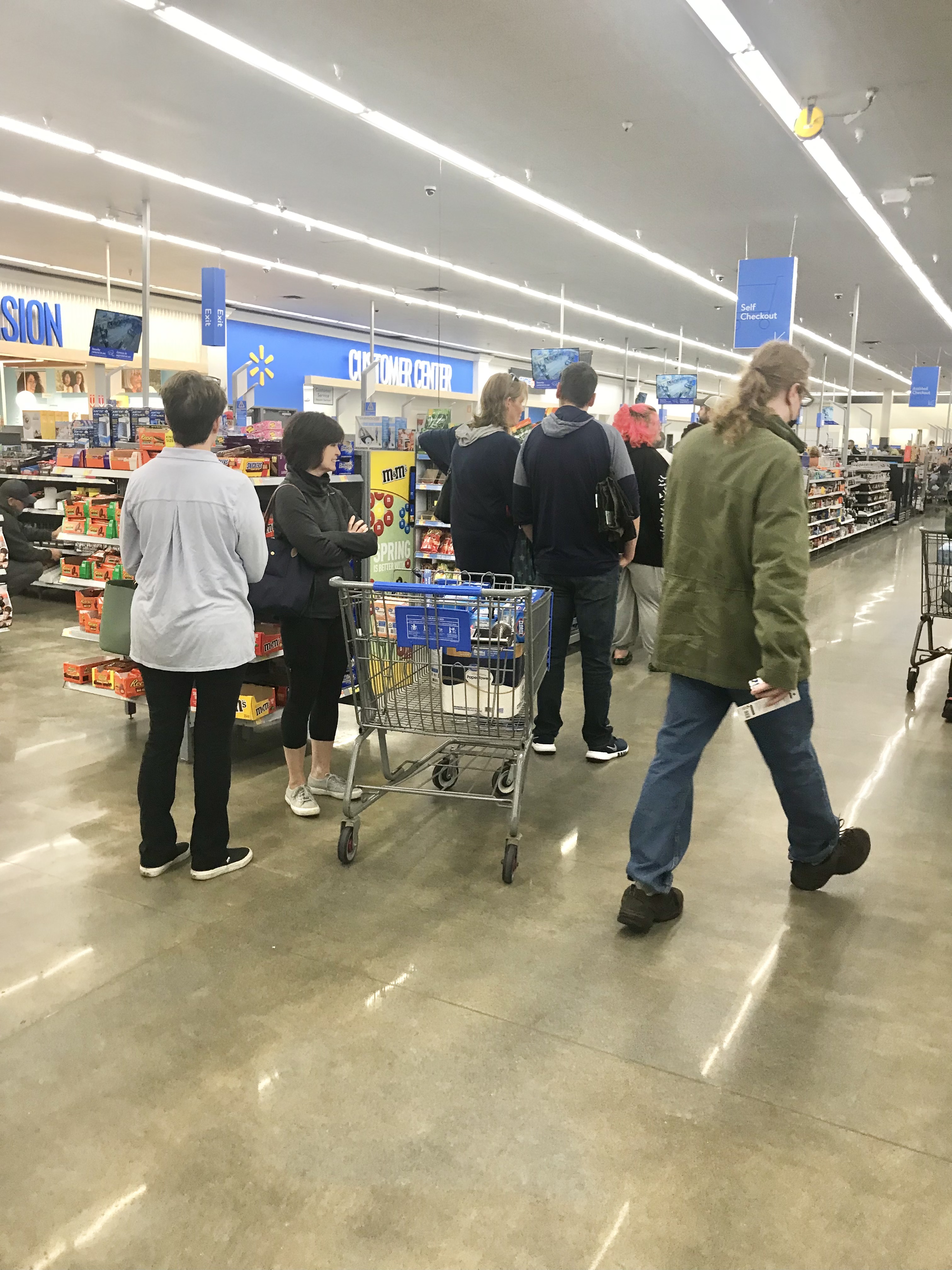 Walmart Checkout Lines